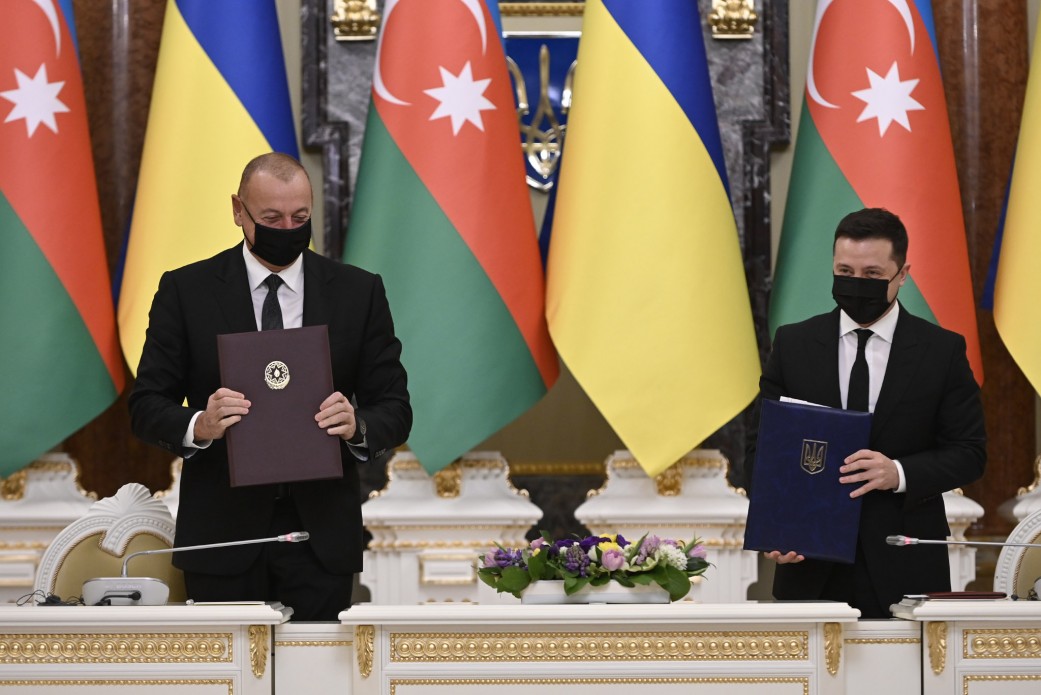 Україна та Азербайджан підписали декларацію про обопільну підтримку