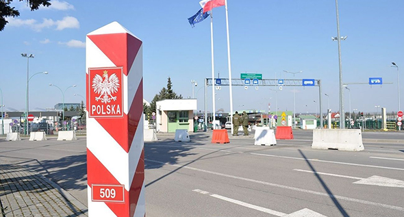 Польські перевізники планують перекрити всі в'їзди з України. | Збруч