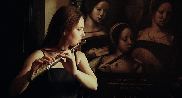 Флейтистка Львівської філармонії Наталія Кожушко-Максимів отримала ...