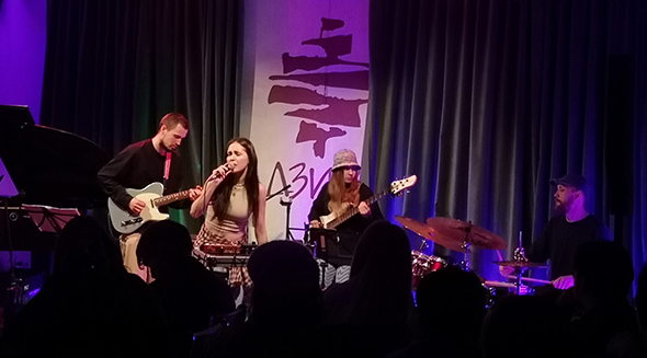 Перформанс Maria Lui Quintet у “Дзизі” | Збруч